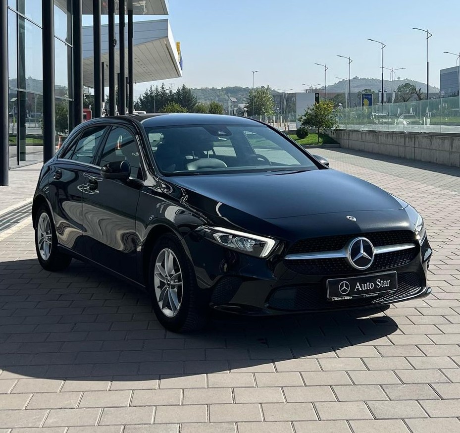 Mercedes-Benz Albania | Showroom - Mercedes-Benz Albania